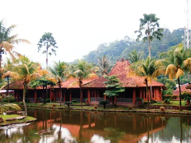 Kampung Turis Karawang untuk Staycation dan Rekreasi