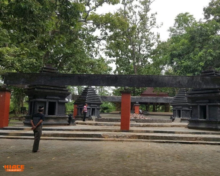 Wisata Kayangan Api Bojonegoro: Pesona Api Abadi